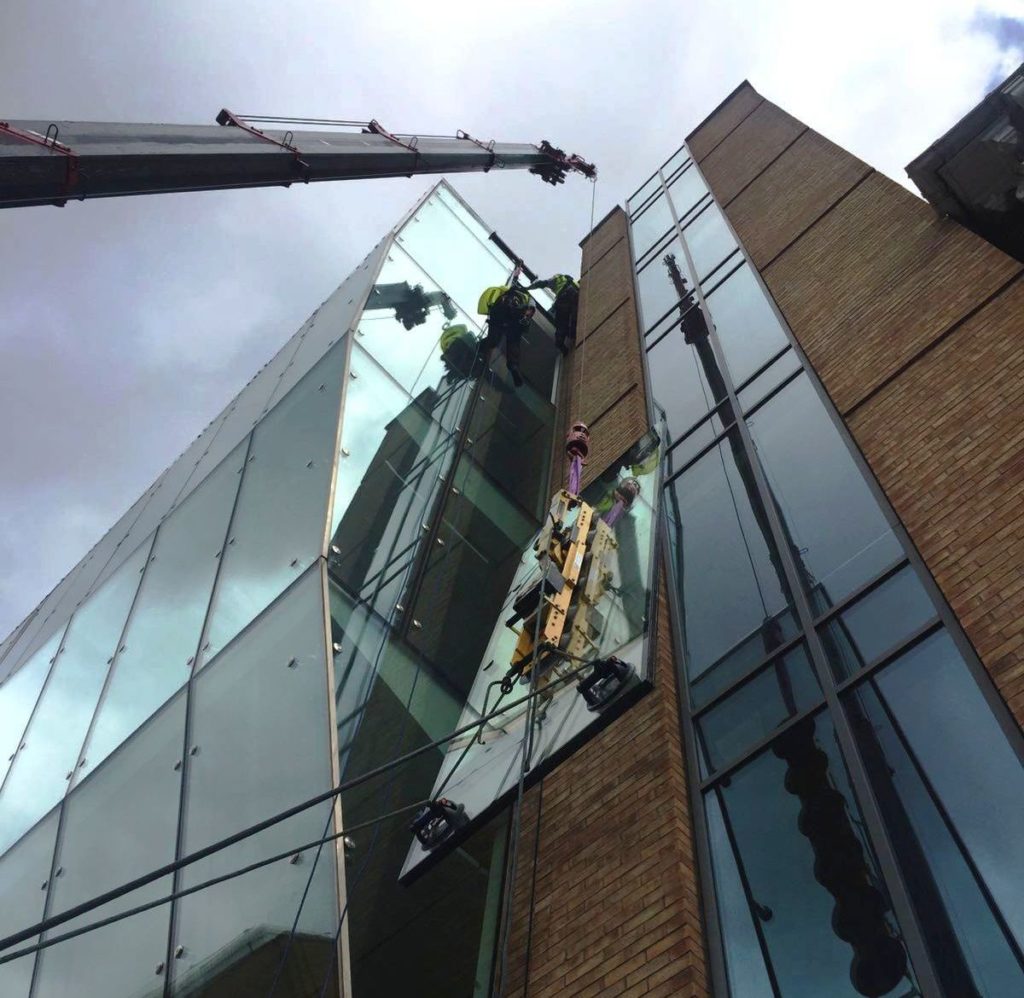 How to Glaze a Commercial Building | SGS High Level